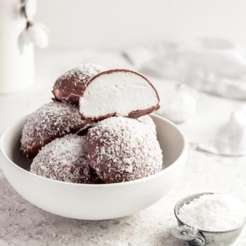 How To Make Chocolate Coated Marshmallow Snowballs - Apple Cake Annie