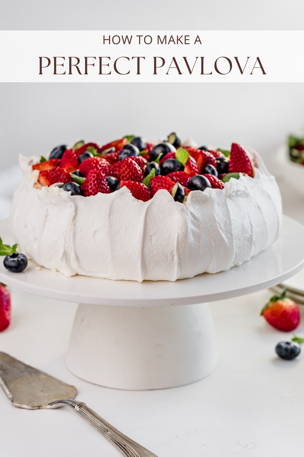 How to Make a Perfect Pavlova - Apple Cake Annie