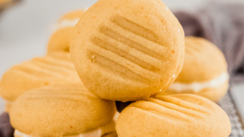 Yo Yo Biscuits - Apple Cake Annie