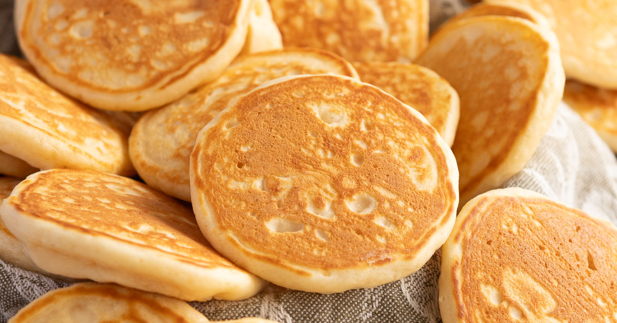 Easy Pikelet Recipe (Fluffy, Quick and Kid-Approved) - Apple Cake Annie