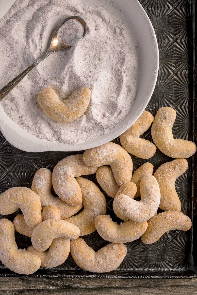 Austrian Vanilla Crescent Cookies - Apple Cake Annie